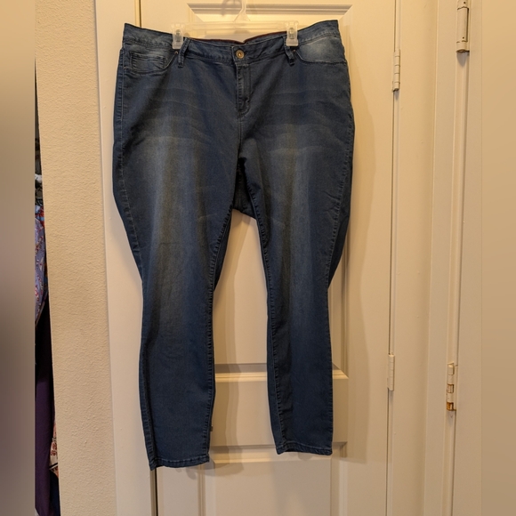 boutique | Jeans | One 8 Plus Stretchy Super Skinny Jeans | Poshmark
